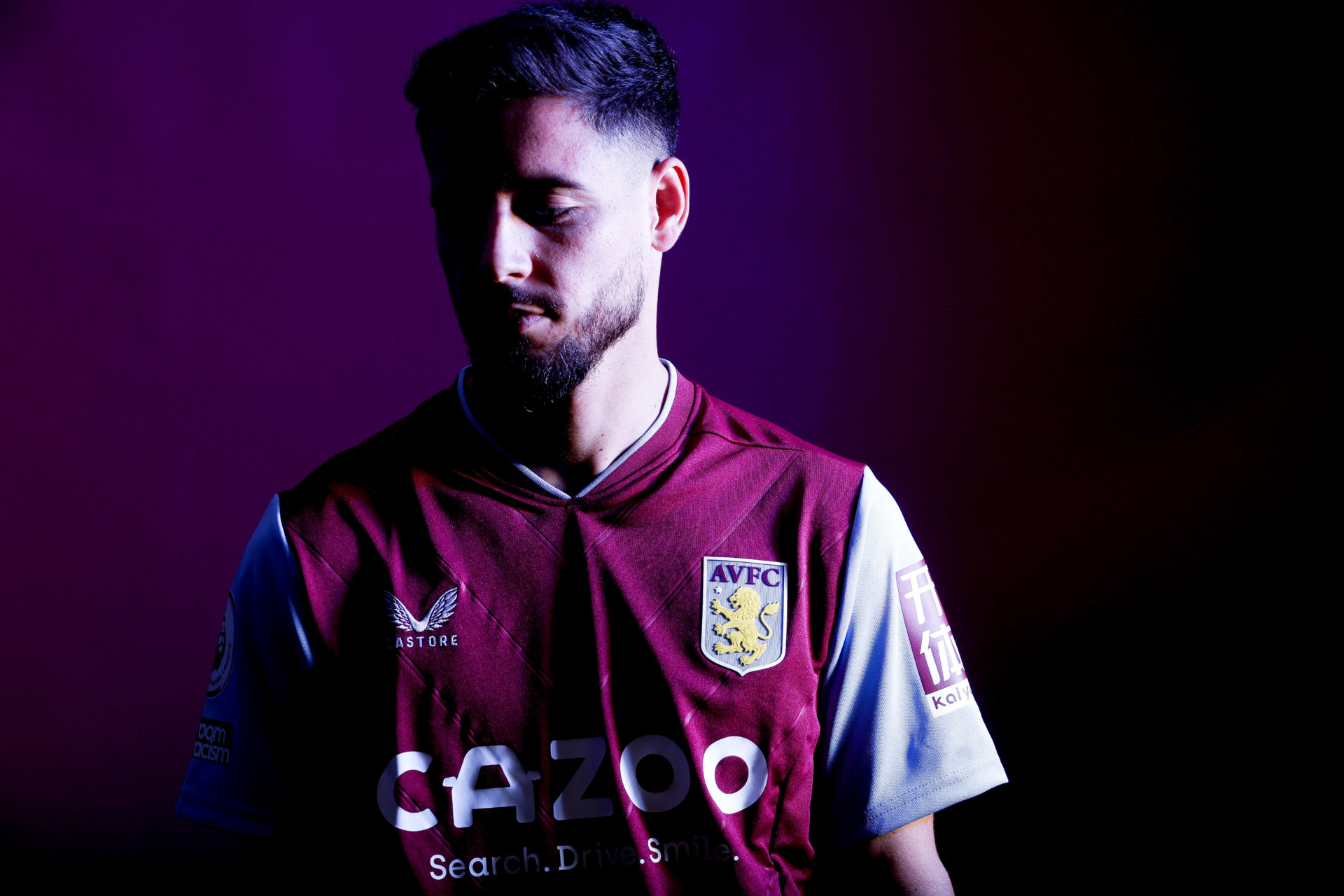 Leeds player sends message to Aston Villa's new signing Alex Moreno
