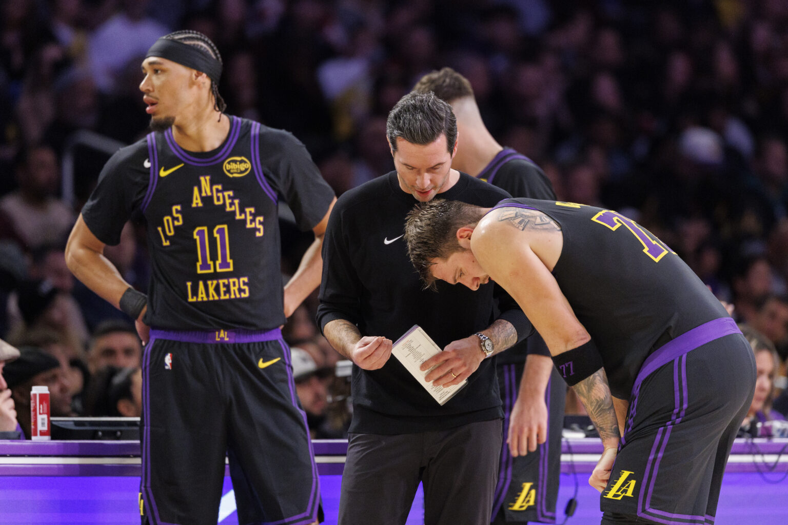 JJ Redick bizarrely compares LA Lakers performance to Michael Jordan’s ...