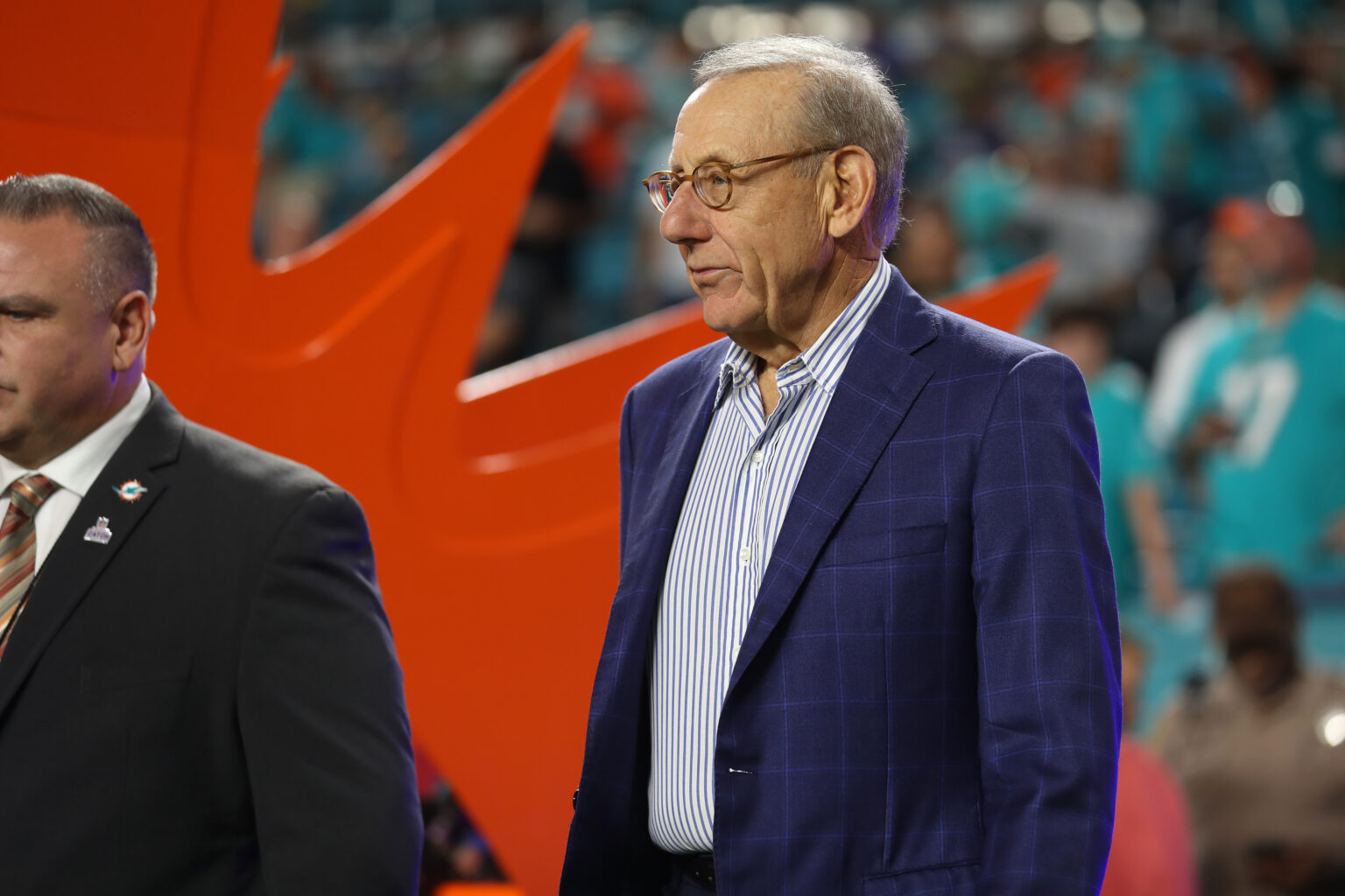 Miami Dolphins owner reveals $15 billion sale offer, shares what he ...