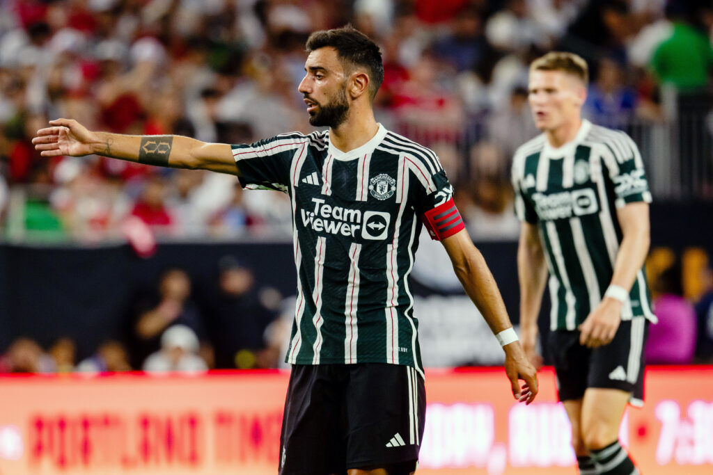 Manchester United transfer rumour roundup: latest on Bruno Fernandes ...