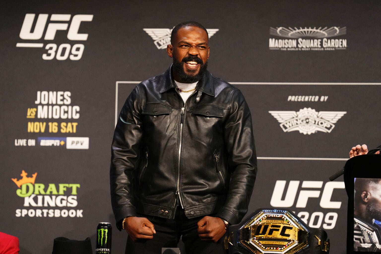 Jon Jones admits he wants no 'smoke' from 5'3 MMA star who can 'choke ...