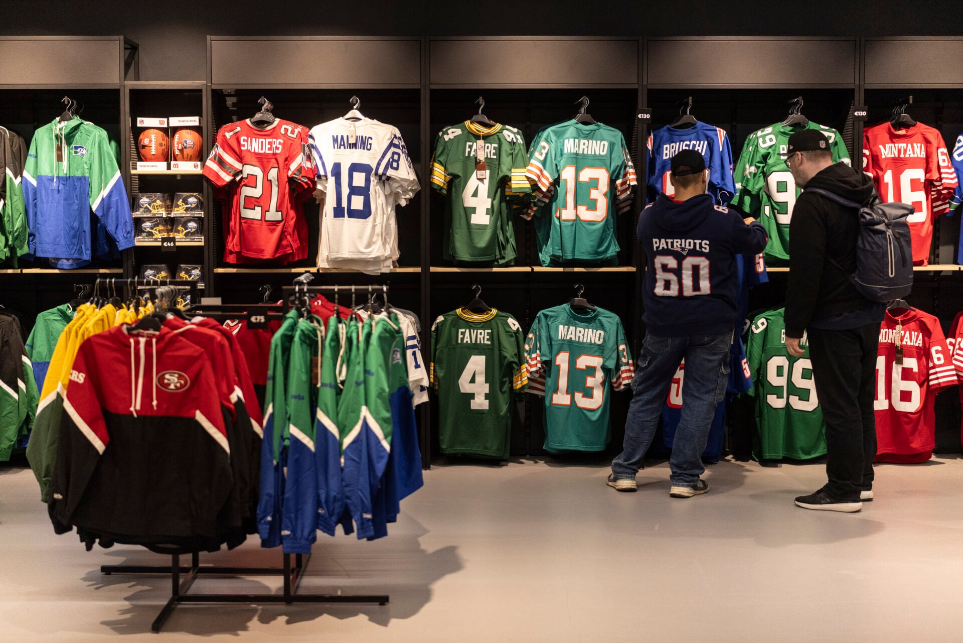 Patriots and Seahawks fans are furious over merch quality ahead of ...