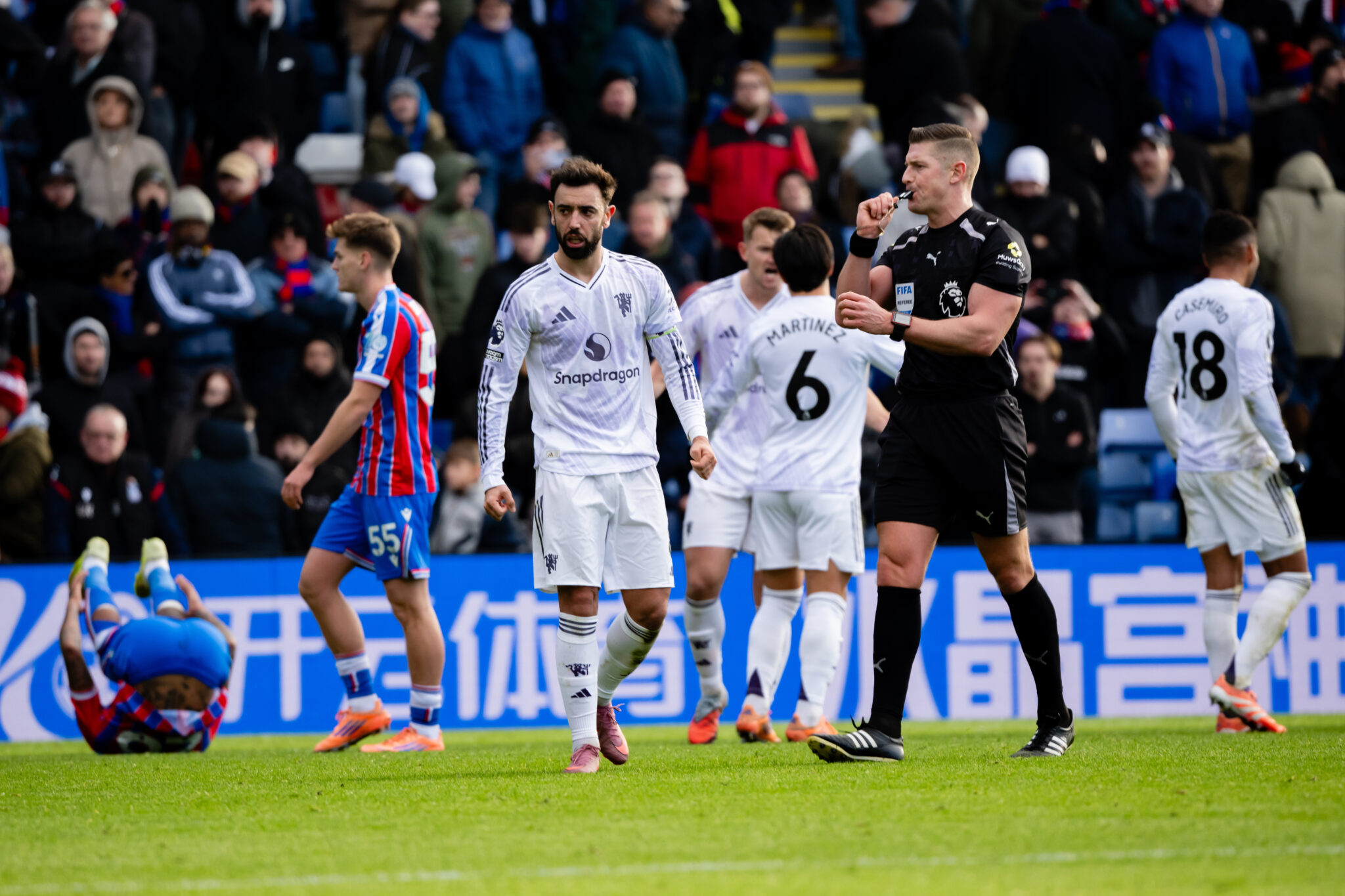 Manchester United vs Crystal Palace preview, kick-off time, how to ...