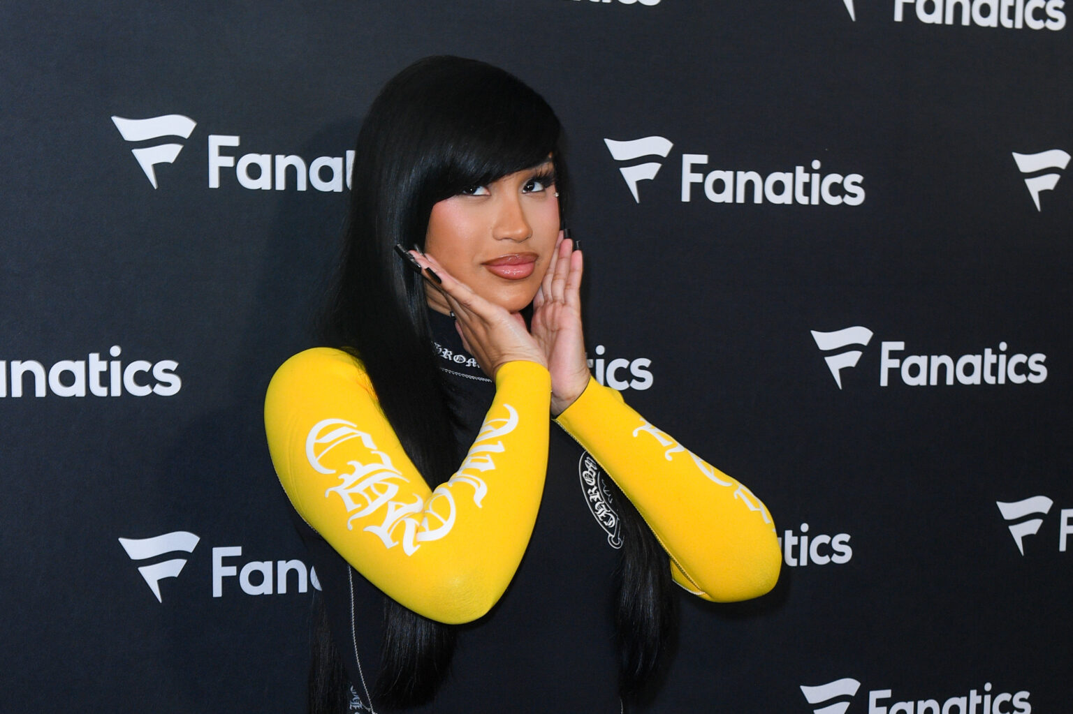 Old interview shows Cardi B deleting Instagram pictures with Stefon ...