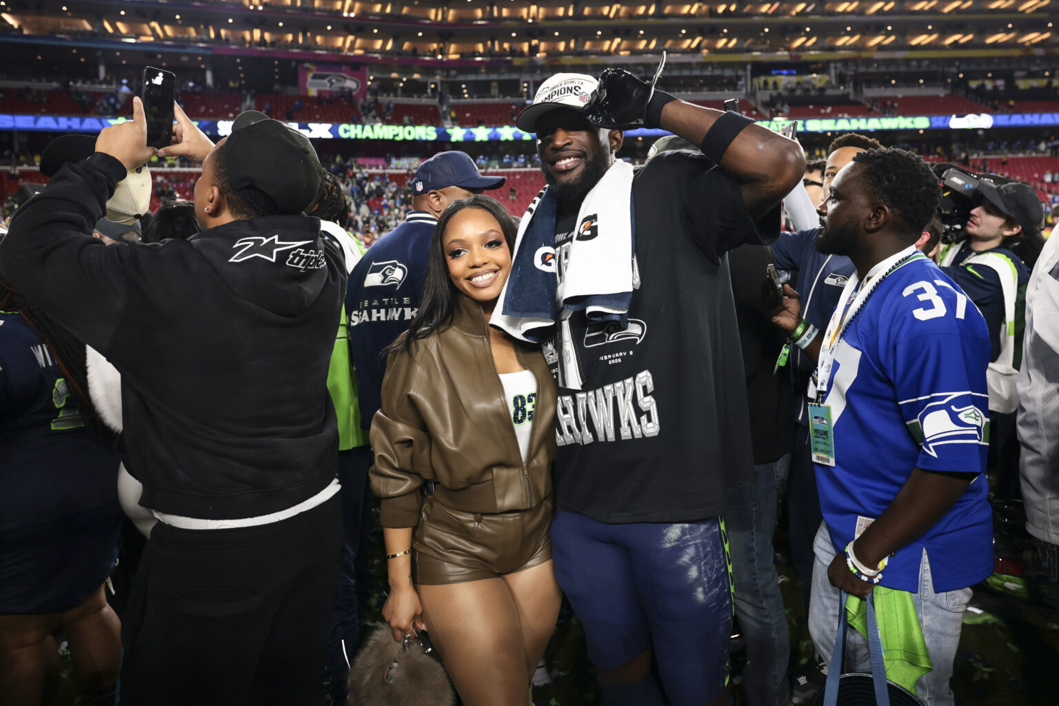 DeMarcus Lawrence's immediate 'not in labor' question after winning ...