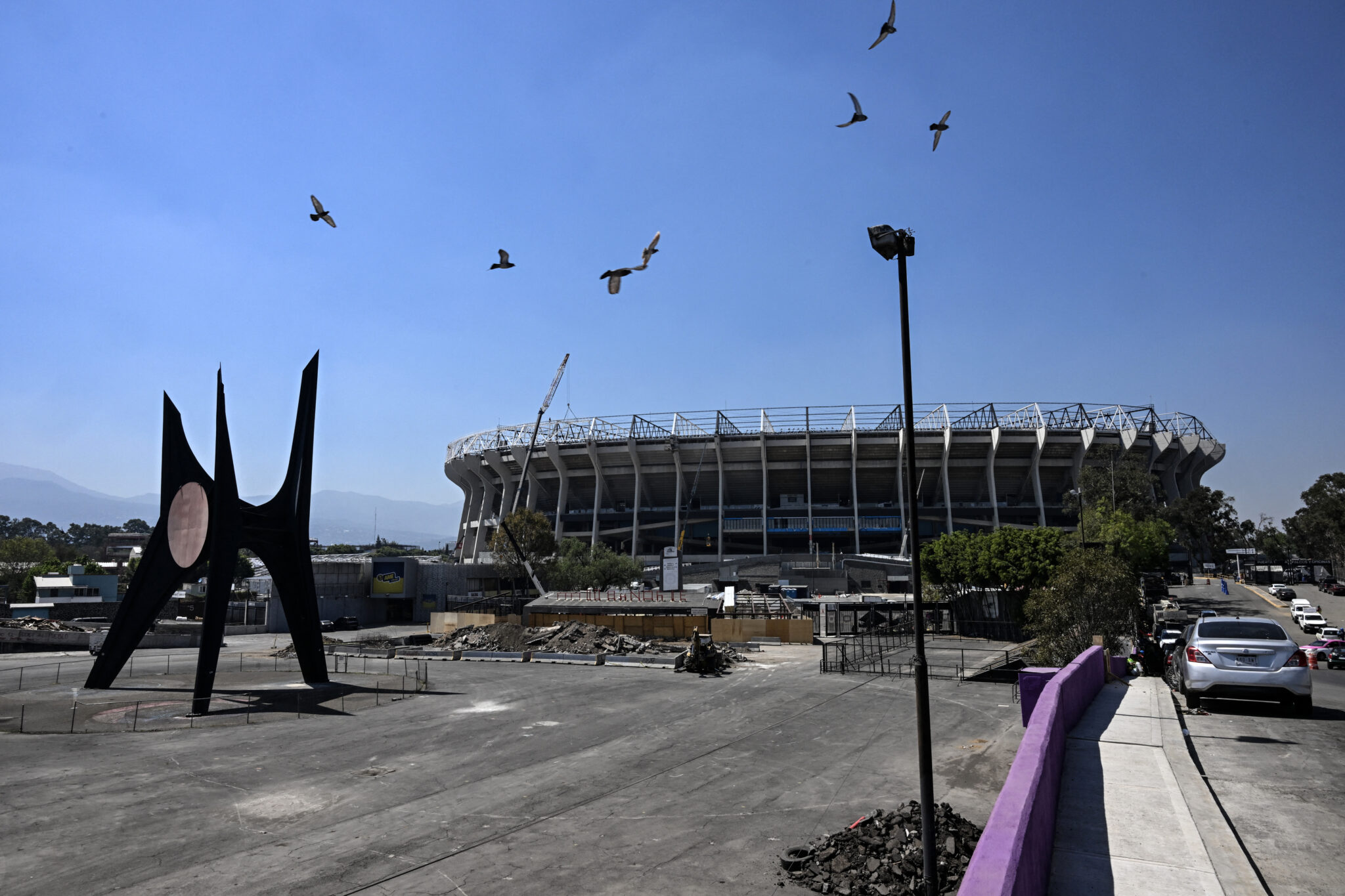 Violent scenes as protesters smash truck outside Azteca Stadium in Mexico