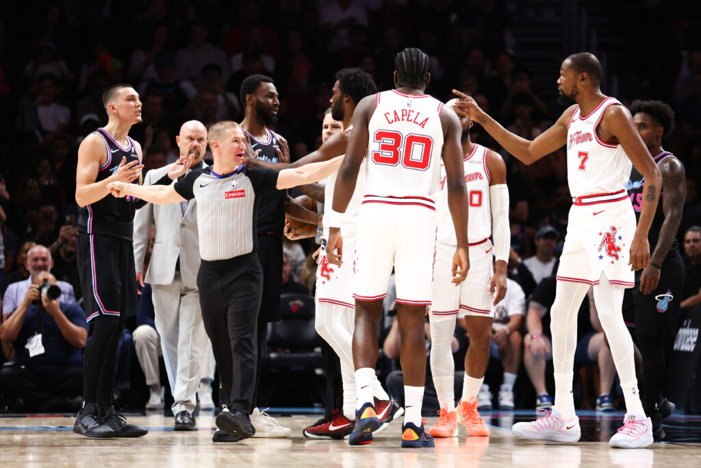 Tyler Herro poked fun at Kevin Durant for his burner accounts during ...