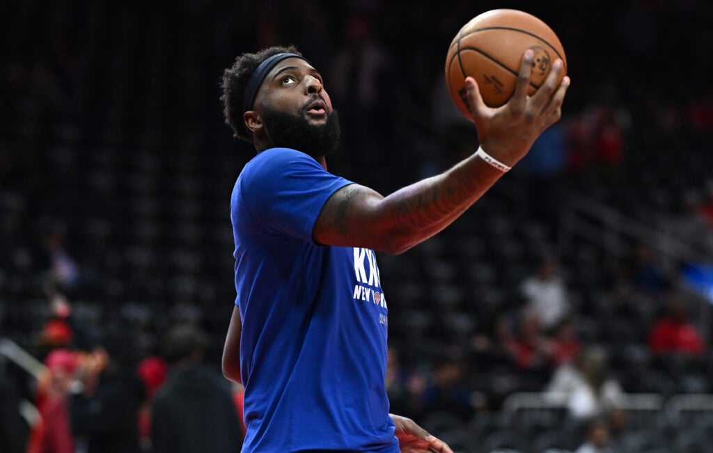 Mitchell Robinson’s broken pinky can be traced back to this shocking in ...