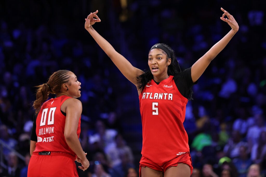 Angel Reese’s unimpressed midgame look sparks strong WNBA fan reactions