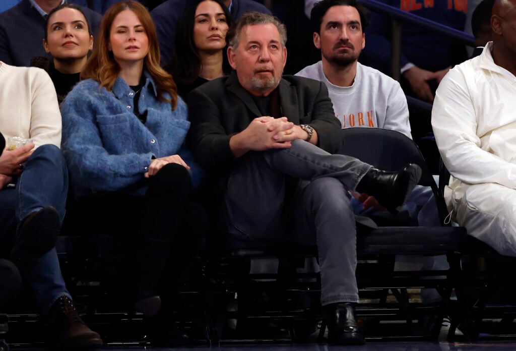 'Stars are aligning' for James Dolan to sell New York Knicks stake amid ...