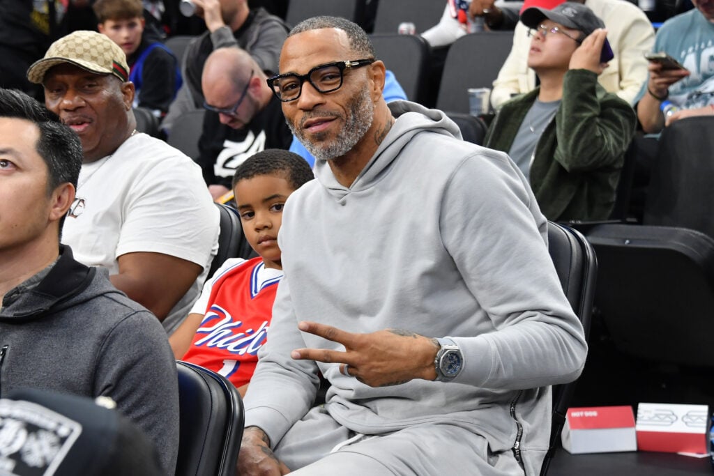 Not Donald Trump, but New York Knicks fans should have booed James ...