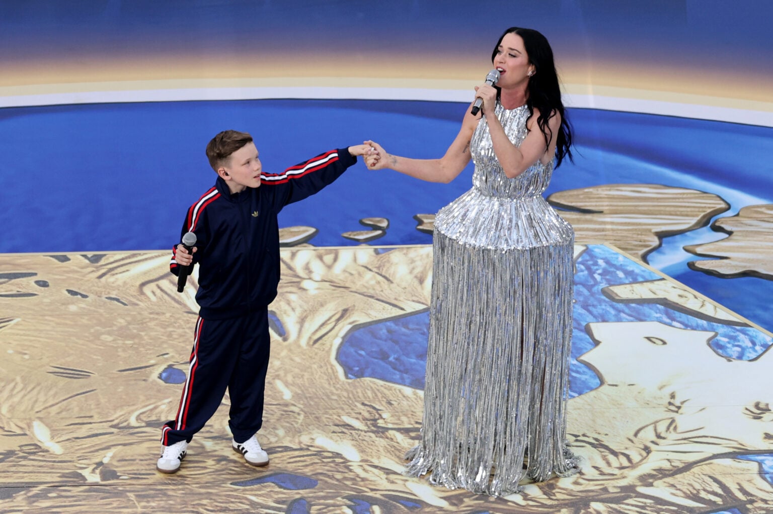 Katy Perry mercilessly roasted by fans as World Cup opener outfit ...