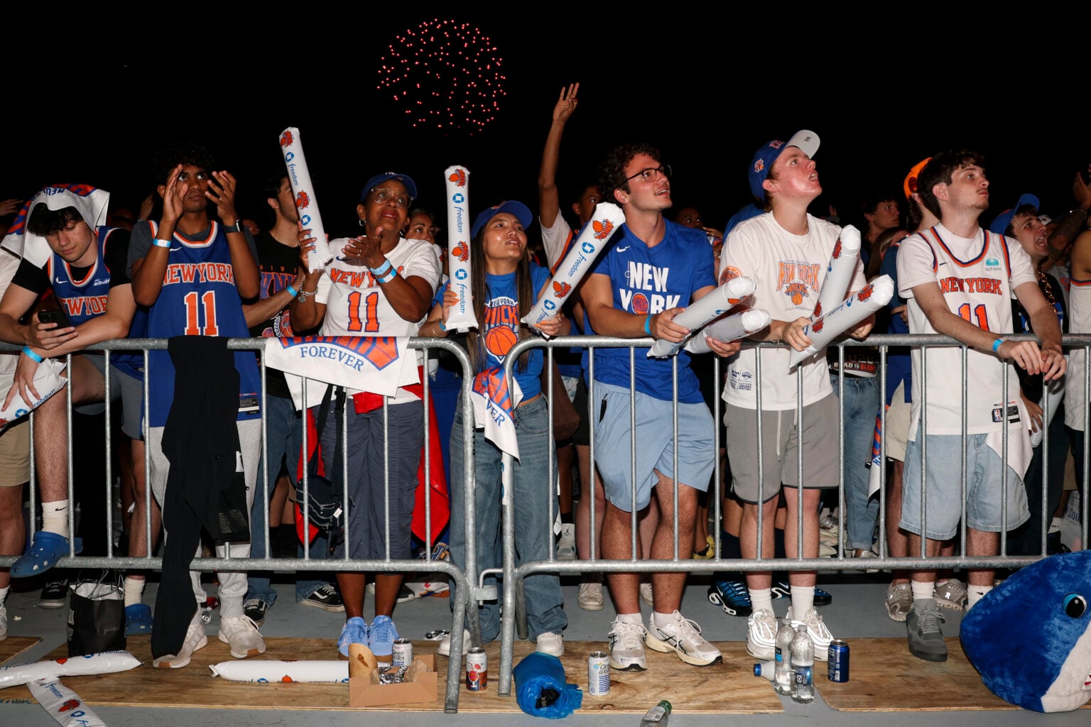 Brazil World Cup fans take over NYC in scenes that rival Knicks ...