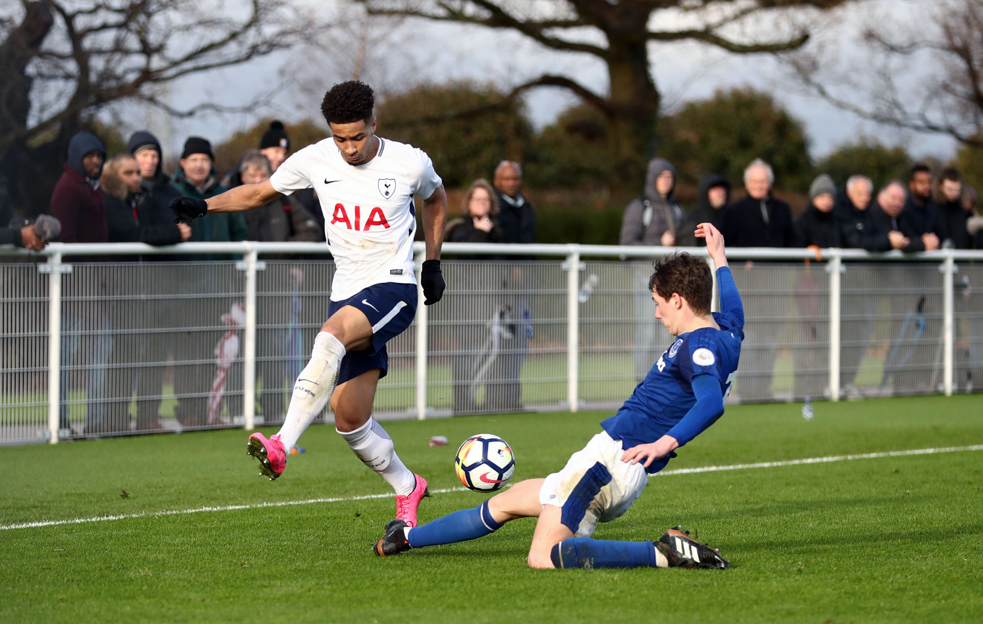 Matty Foulds confirms Everton deal on Twitter, fans react