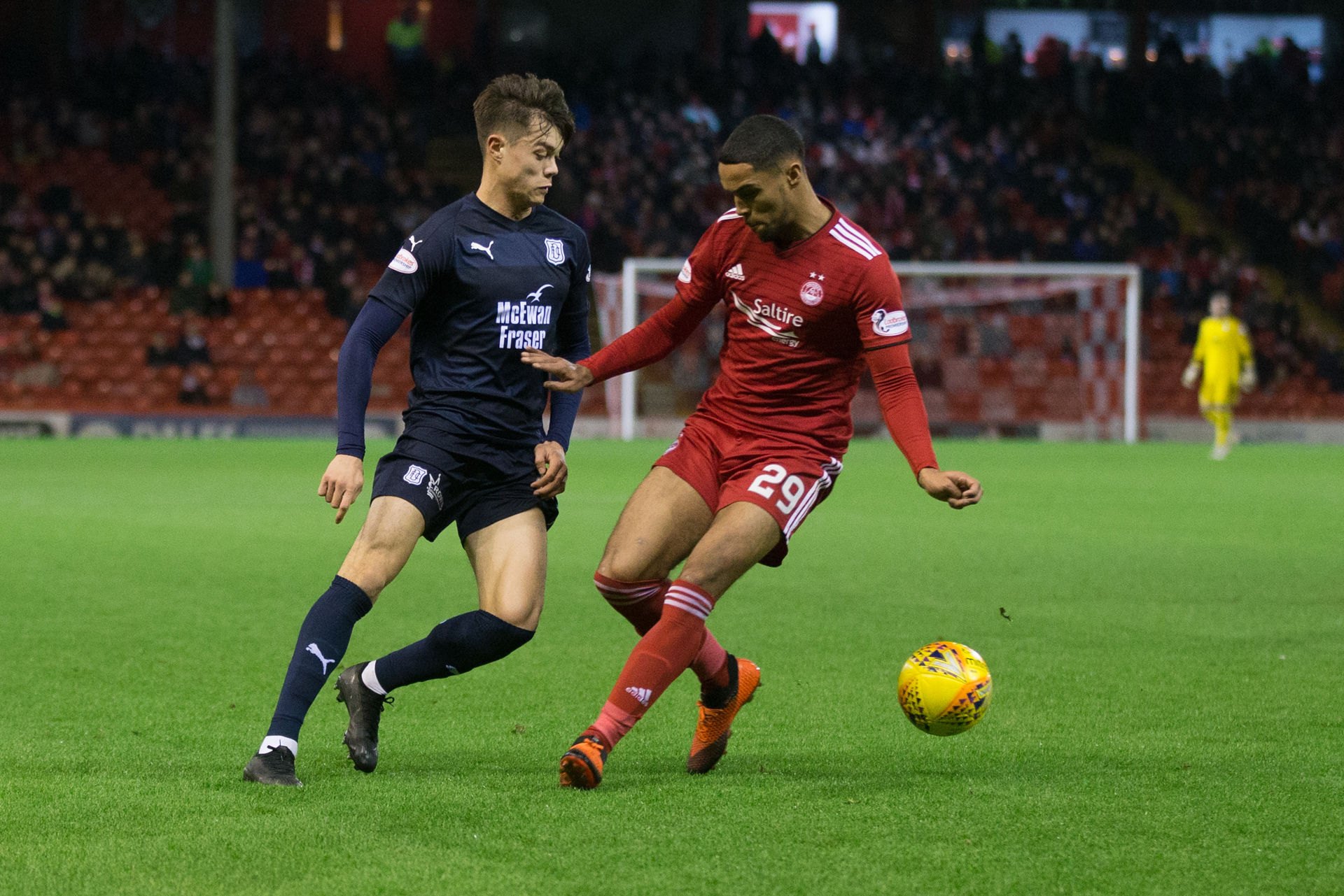 Leeds fans react as Derby defender Max Lowe returns to Scottish side