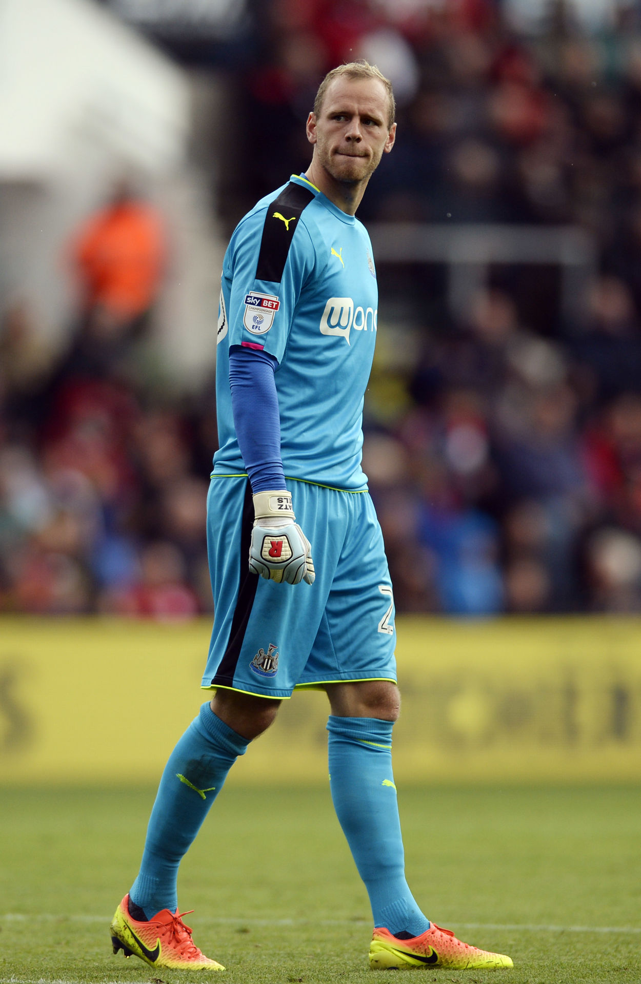 Belgian coach speaks on selling Matz Sels to Newcastle United