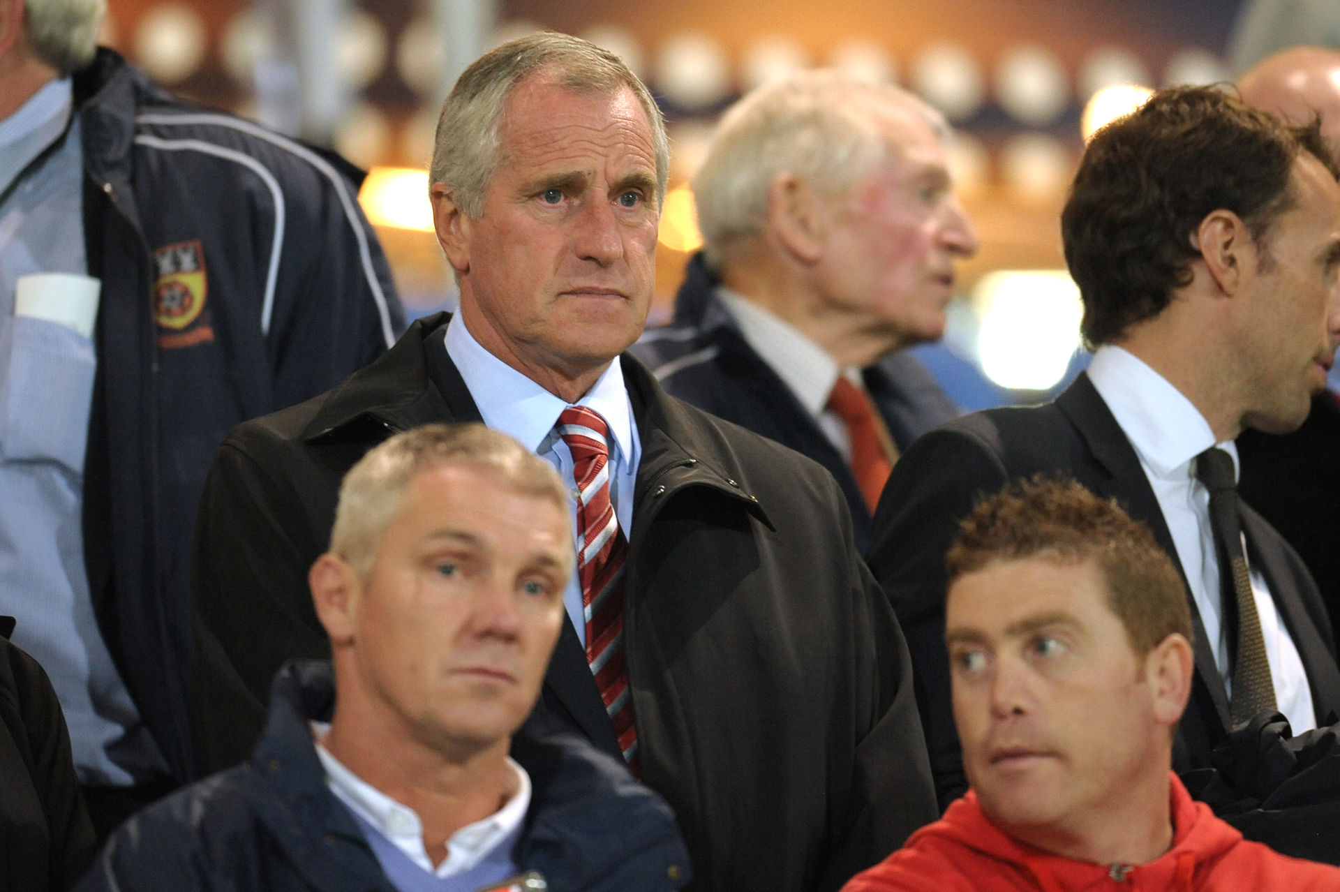 Ray Clemence reacts on Twitter after Liverpool and Spurs both claimed ...