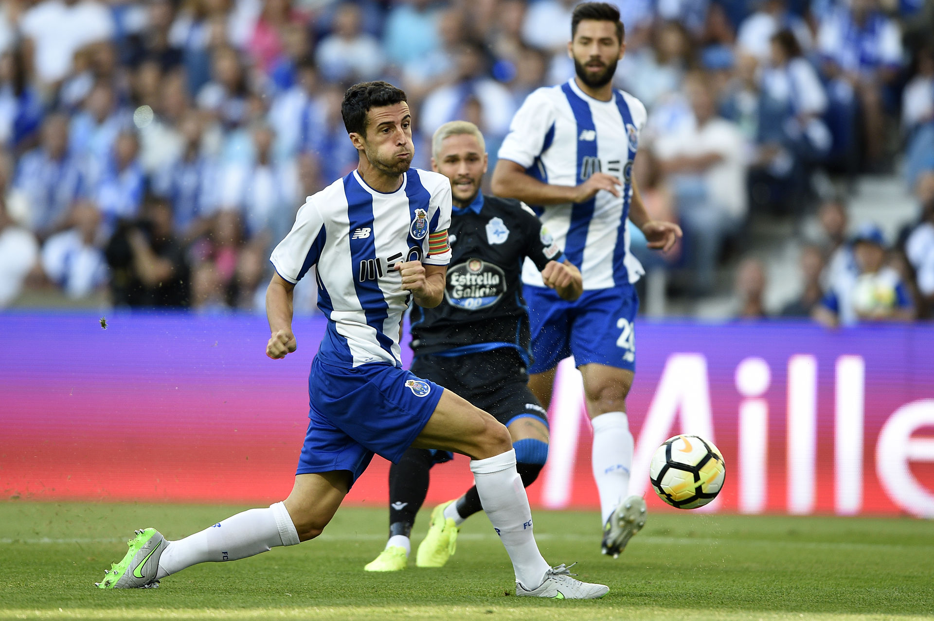 Everton want Marcano, but he is the perfect signing for Wolves