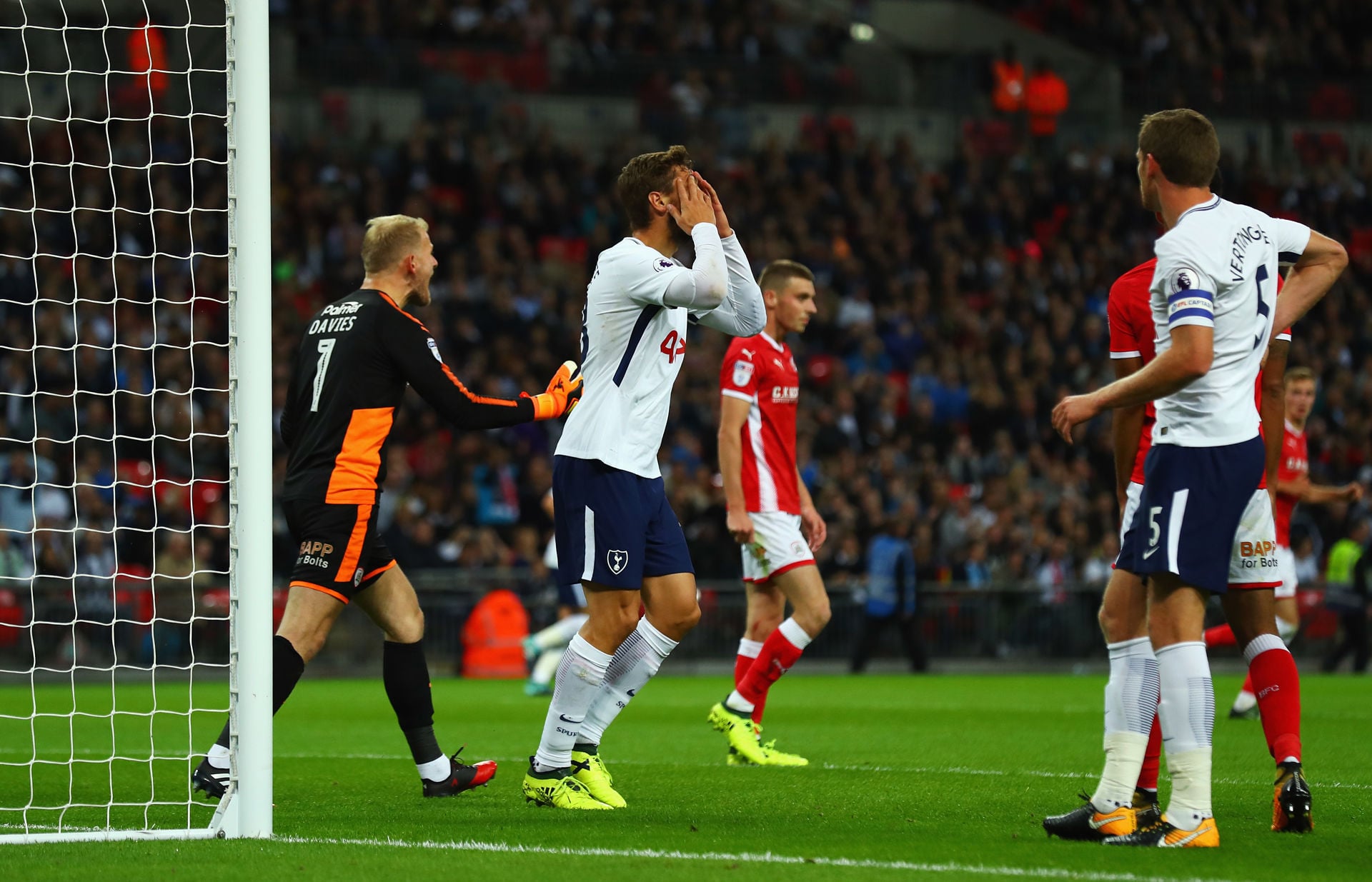 Photo: The picture which sums up Fernando Llorente's performance for ...