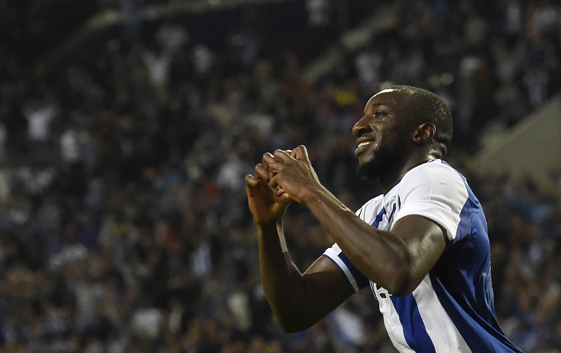 Report: Everton clear favourites for Moussa Marega, West Ham in race, £ ...