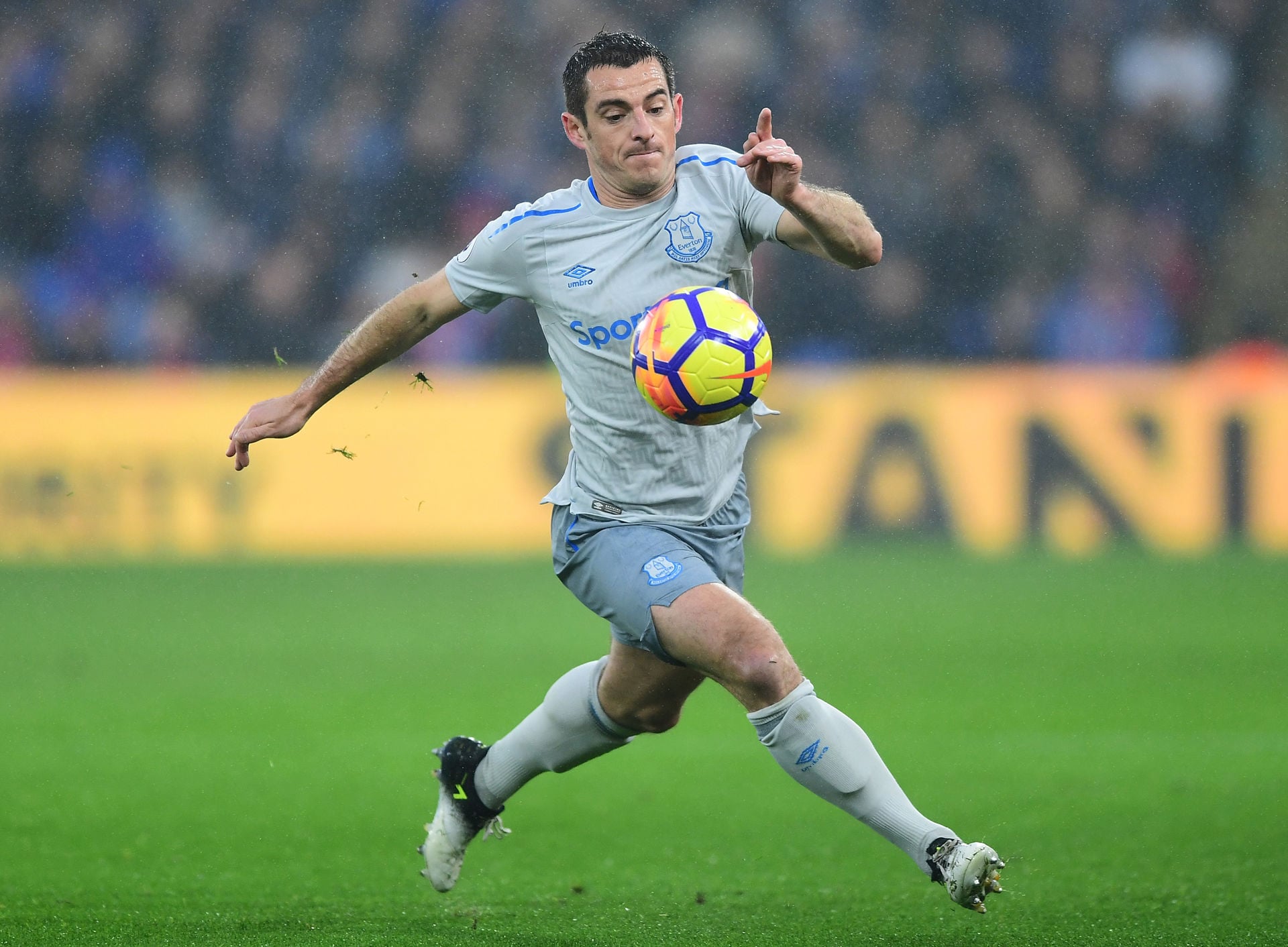 Leighton Baines' Everton future in doubt, decision out of his hands